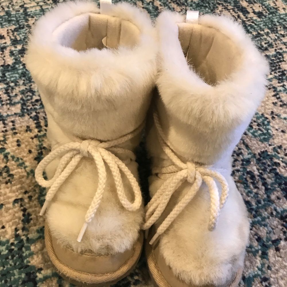Gap Kids Winter Boots 13 Winter White!! - Gem